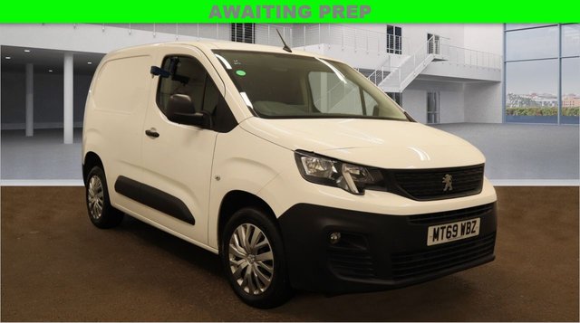 Used Peugeot vans for sale. Peugeot Dealer East Peckham | Approved Cars Ltd