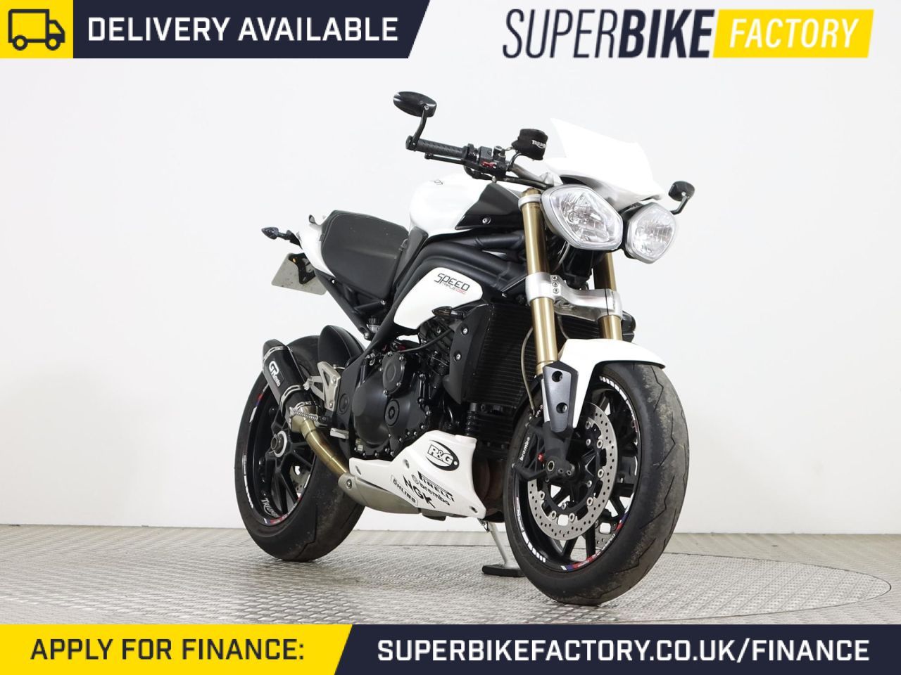 2011 TRIUMPH SPEED TRIPLE 1050 - 11002 miles | Superbike Factory
