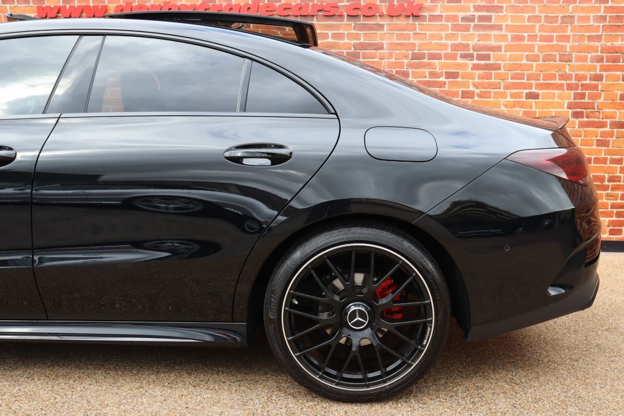 Mercedes-Benz Cla 1.3 Cla 180 Amg Line Premium Plus 4D 135 BHP