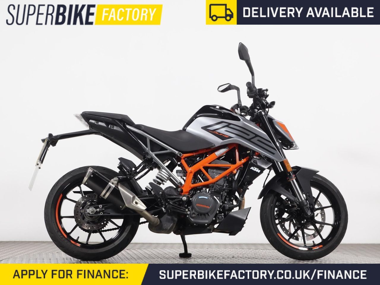 2022 KTM 125 DUKE SILVER with 5623 miles - Used Motorbikes Dealer ...