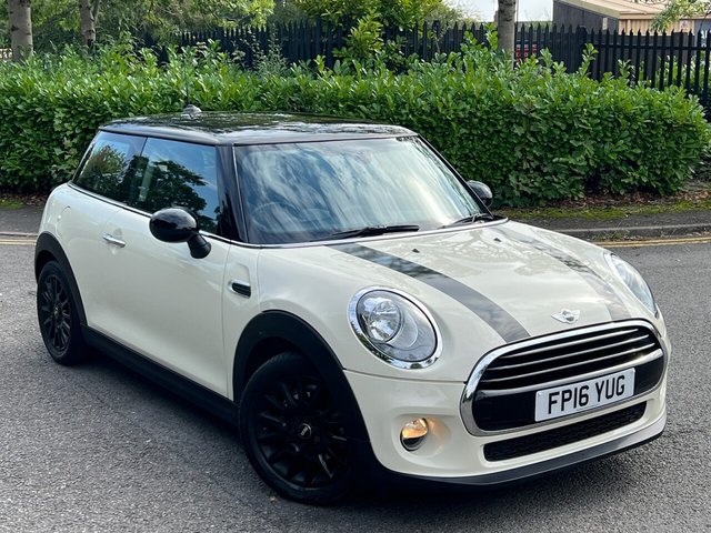 2016 MINI Hatch Cooper 1.5 Cooper 3D 134 BHP £10,995