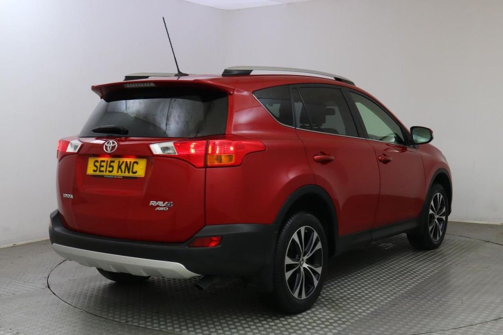 2015 Toyota Rav4 2.0 D-4d Invincible 5D £7,999