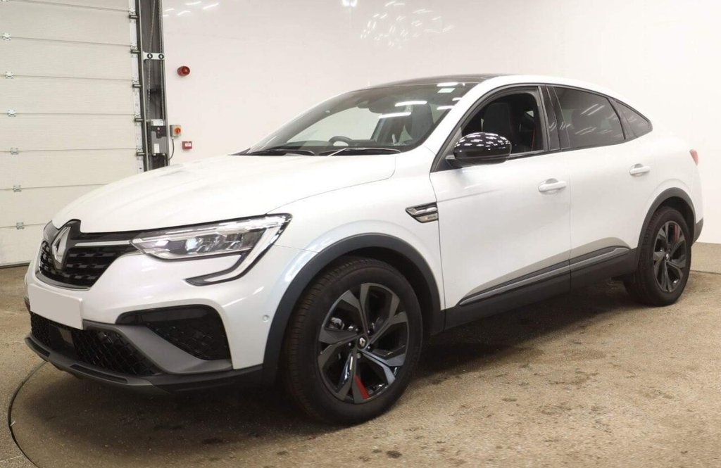 2022 Renault Arkana RS Line E-Tech £22,500