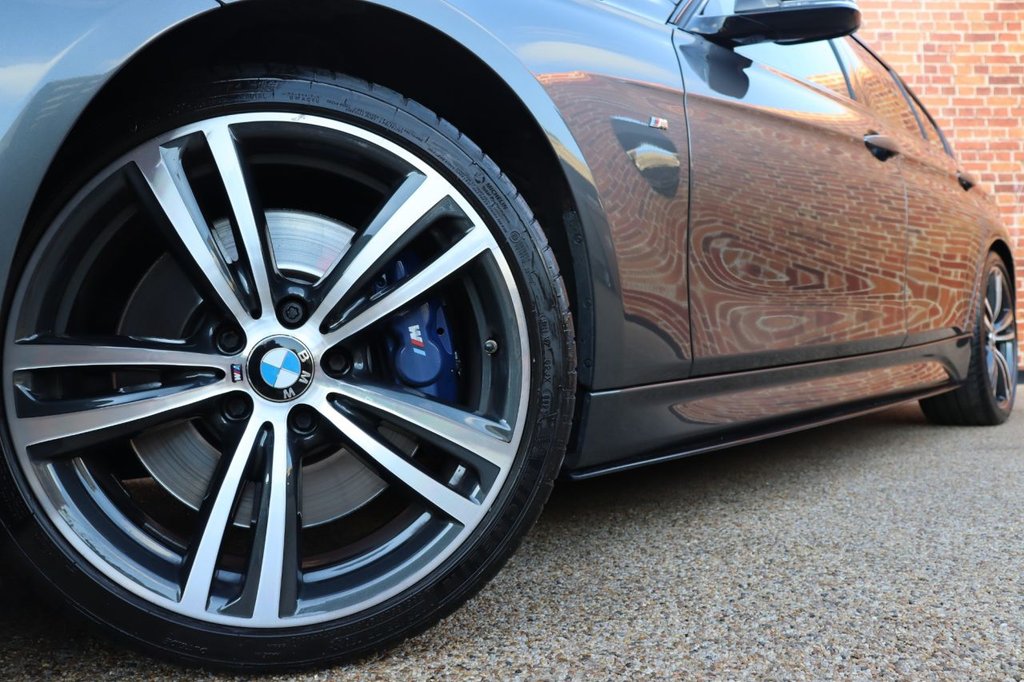 2016 BMW 3 Series 3.0 340i M Sport 4D 322 BHP £19,990