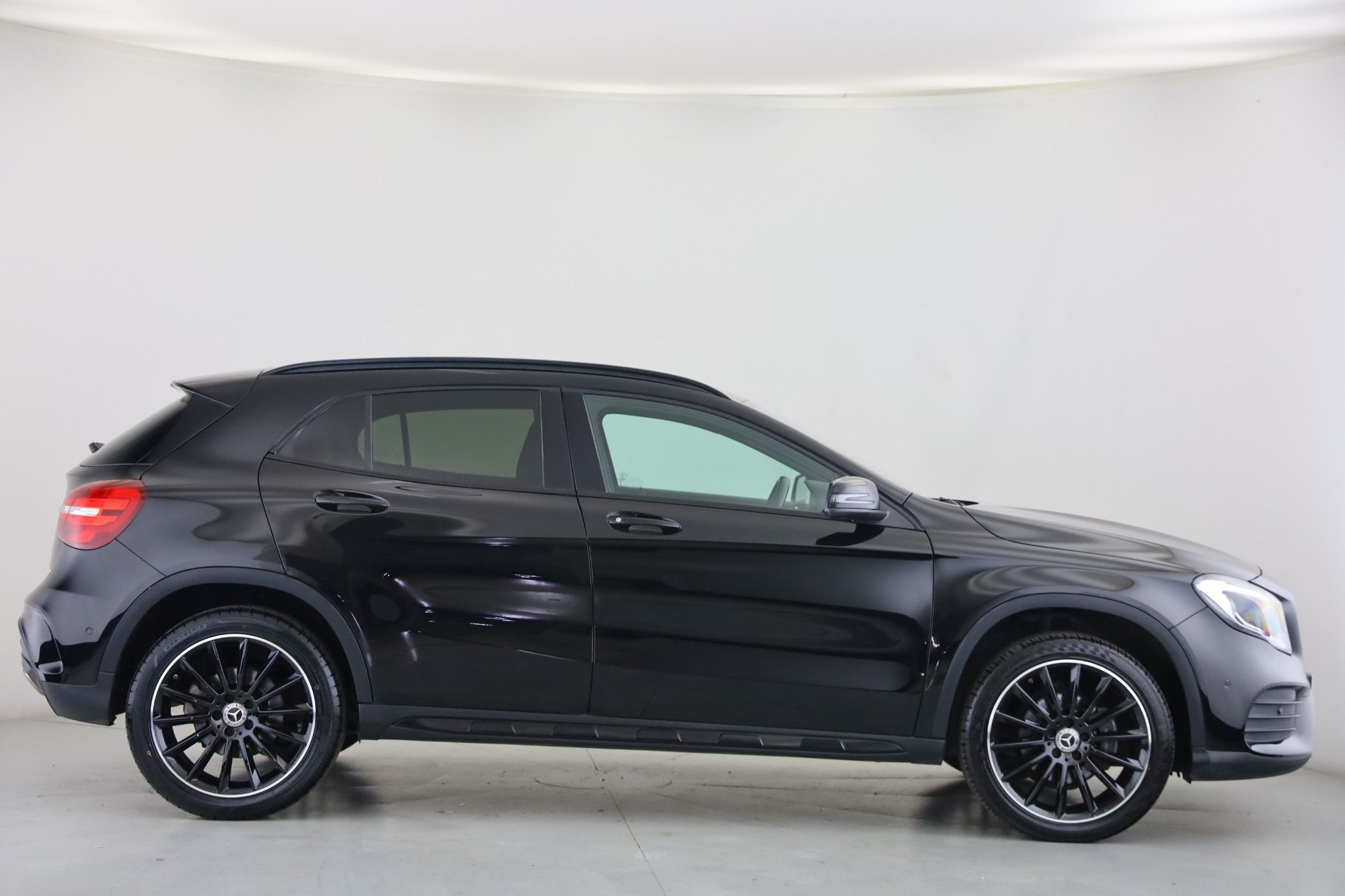 2018 Mercedes-Benz Gla-Class Gla 200 Amg Line Premium