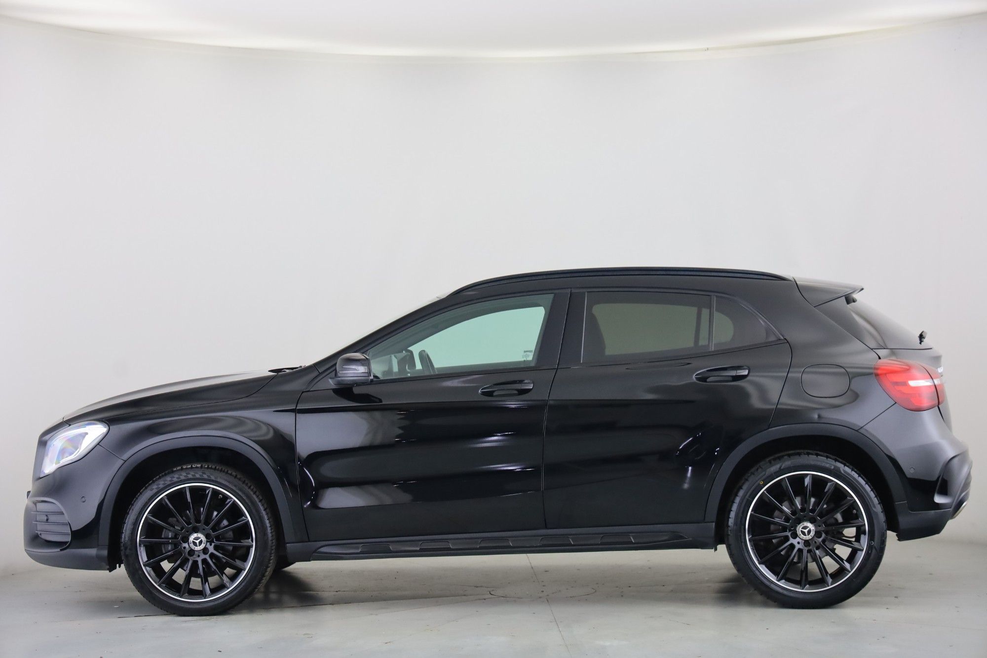 2018 Mercedes-Benz Gla-Class Gla 200 Amg Line Premium