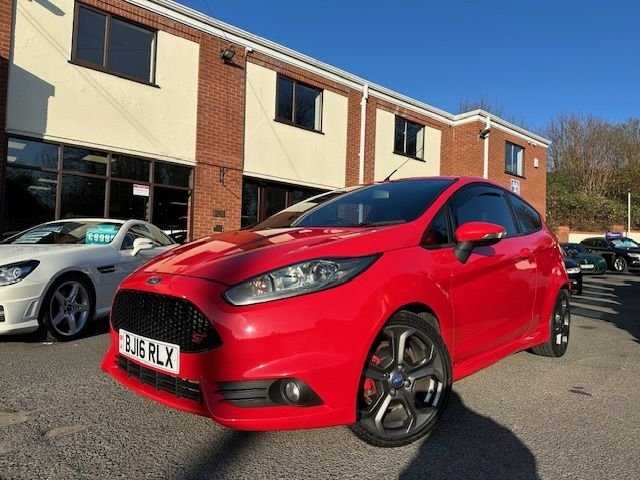 Used Ford cars for sale. Ford Dealer Worcester | BJH Motors and Sons