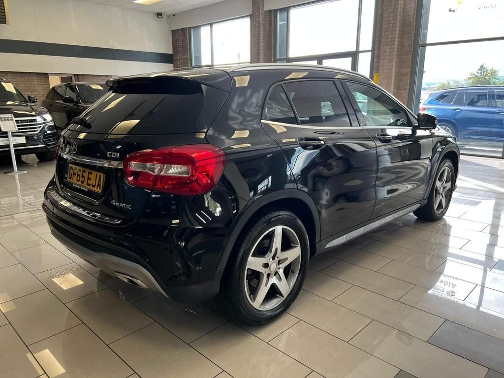 Mercedes-Benz Gla-Class 2.1 Gla220 CDI 4matic Amg Line 5D 168 BHP