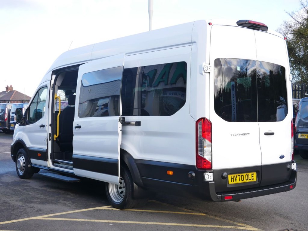 Ford Transit 460 Rwd 2.0 Ebl 130 BHP L4 X-Long Trend 17 Seater MINIbus