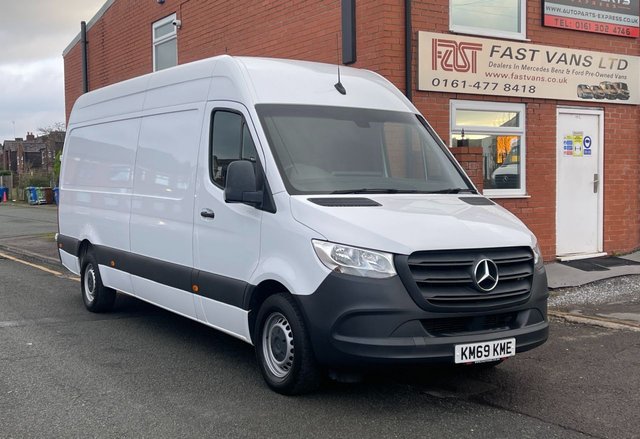 Used Mercedes-Benz vans for sale. Mercedes-Benz Dealer Stockport | Fast ...