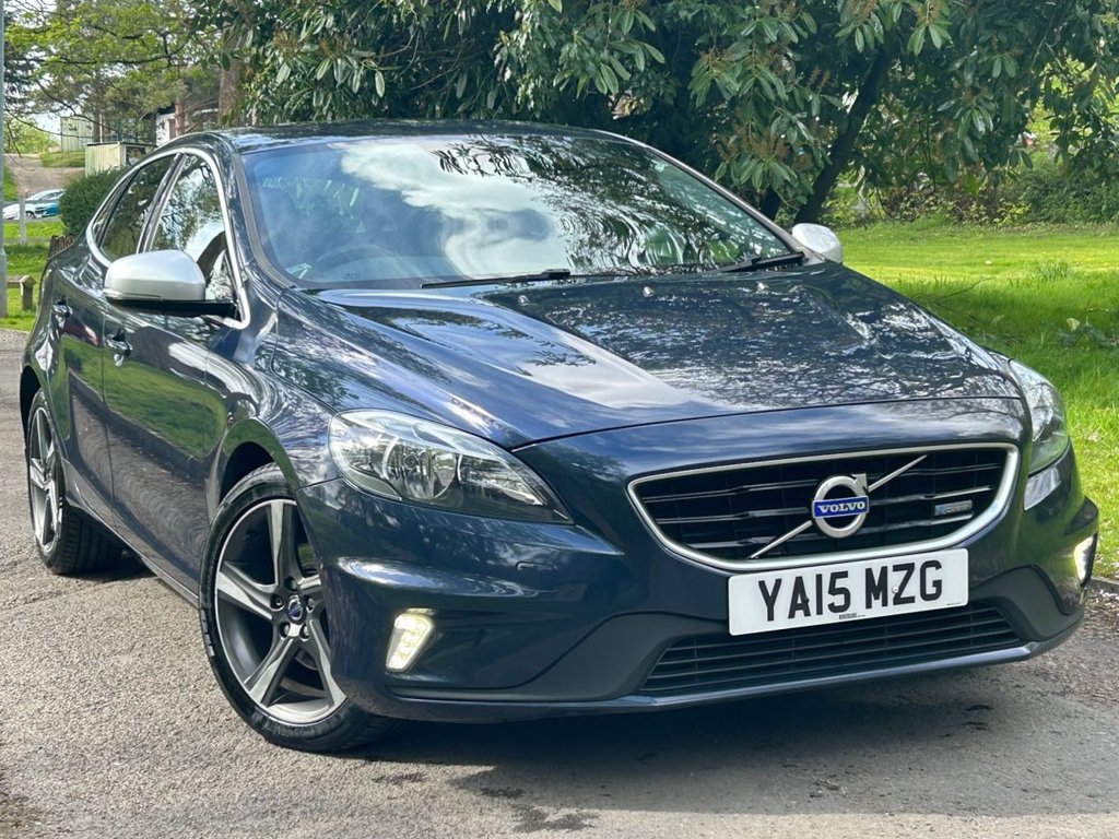 2015 Volvo V40 D2 R-Design £6,995