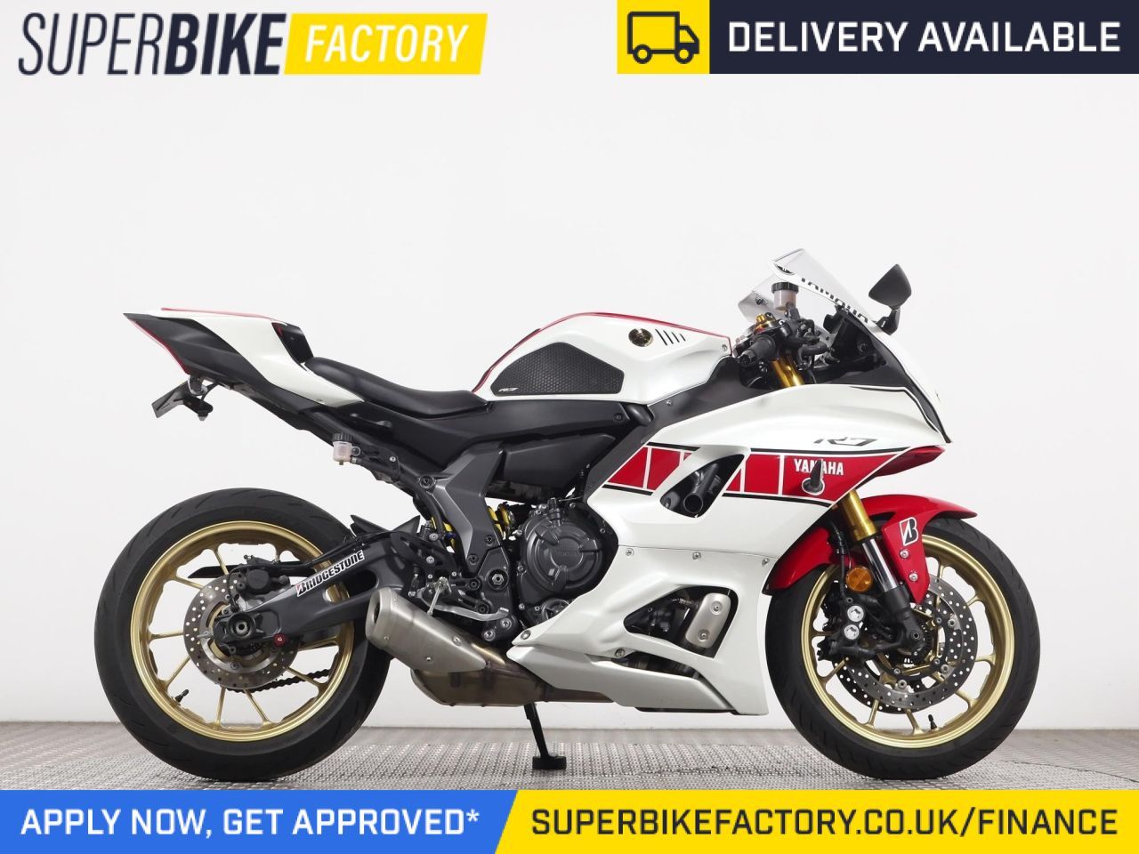 2022 YAMAHA R7 WHITE with 1195 miles - Used Motorbikes Dealer: Cheshire ...