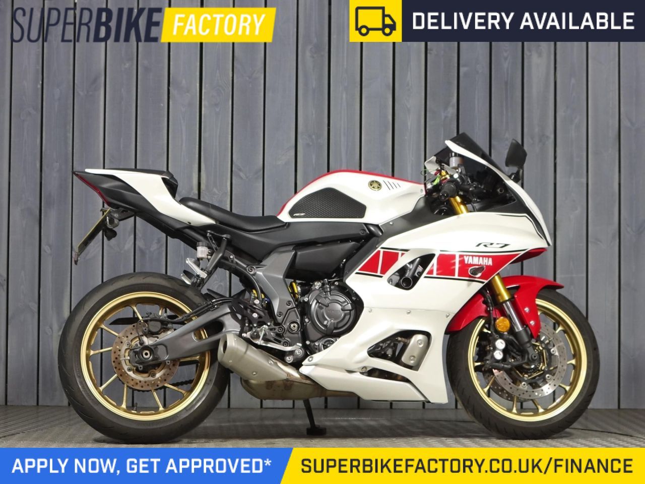 2022 YAMAHA R7 WHITE with 2514 miles - Used Motorbikes Dealer: Cheshire ...