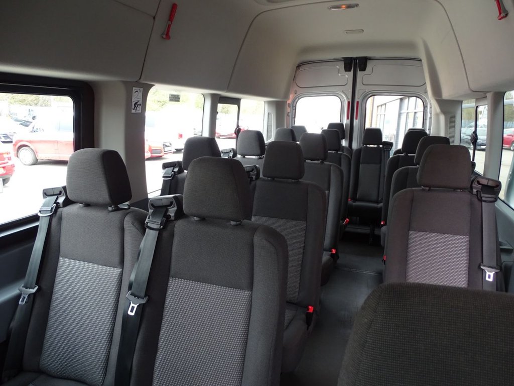 Ford Transit 2.2 460 H/R Bus 18 Str 153 BHP MINIbus