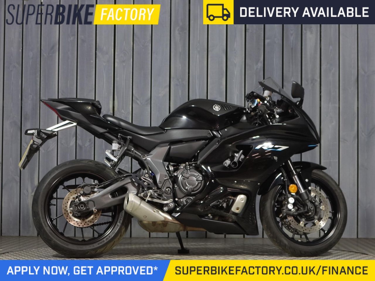 2022 YAMAHA R7 - 2732 miles | Superbike Factory