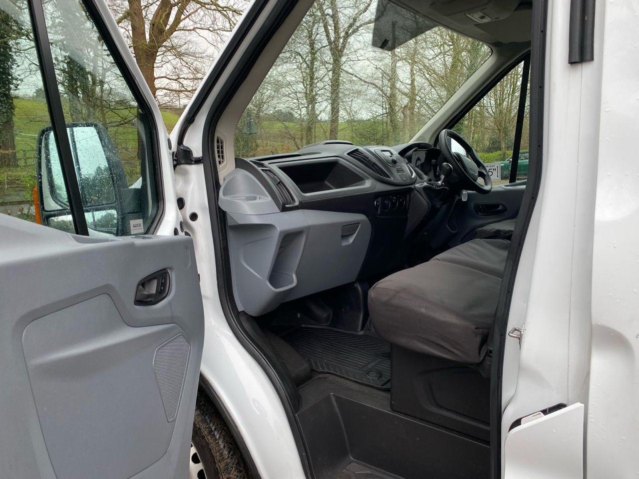 2018 Ford Transit 2.0 350 L5 C/C 129 BHP £12,995