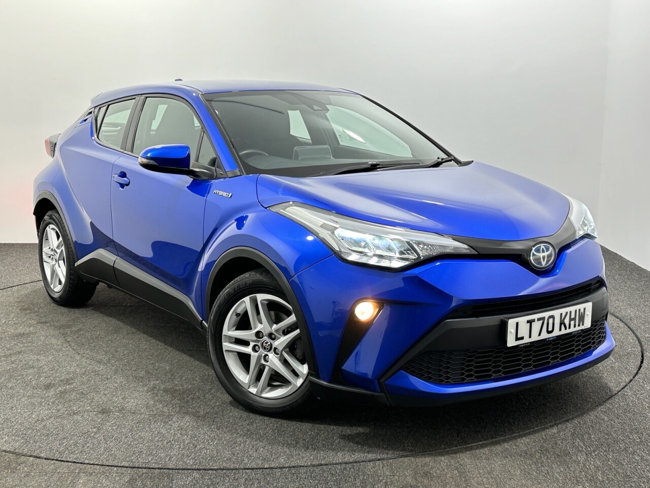 Toyota chr icon 2020 store