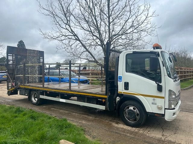 Used Isuzu Trucks vans for sale. Isuzu Trucks Dealer Harlow ...