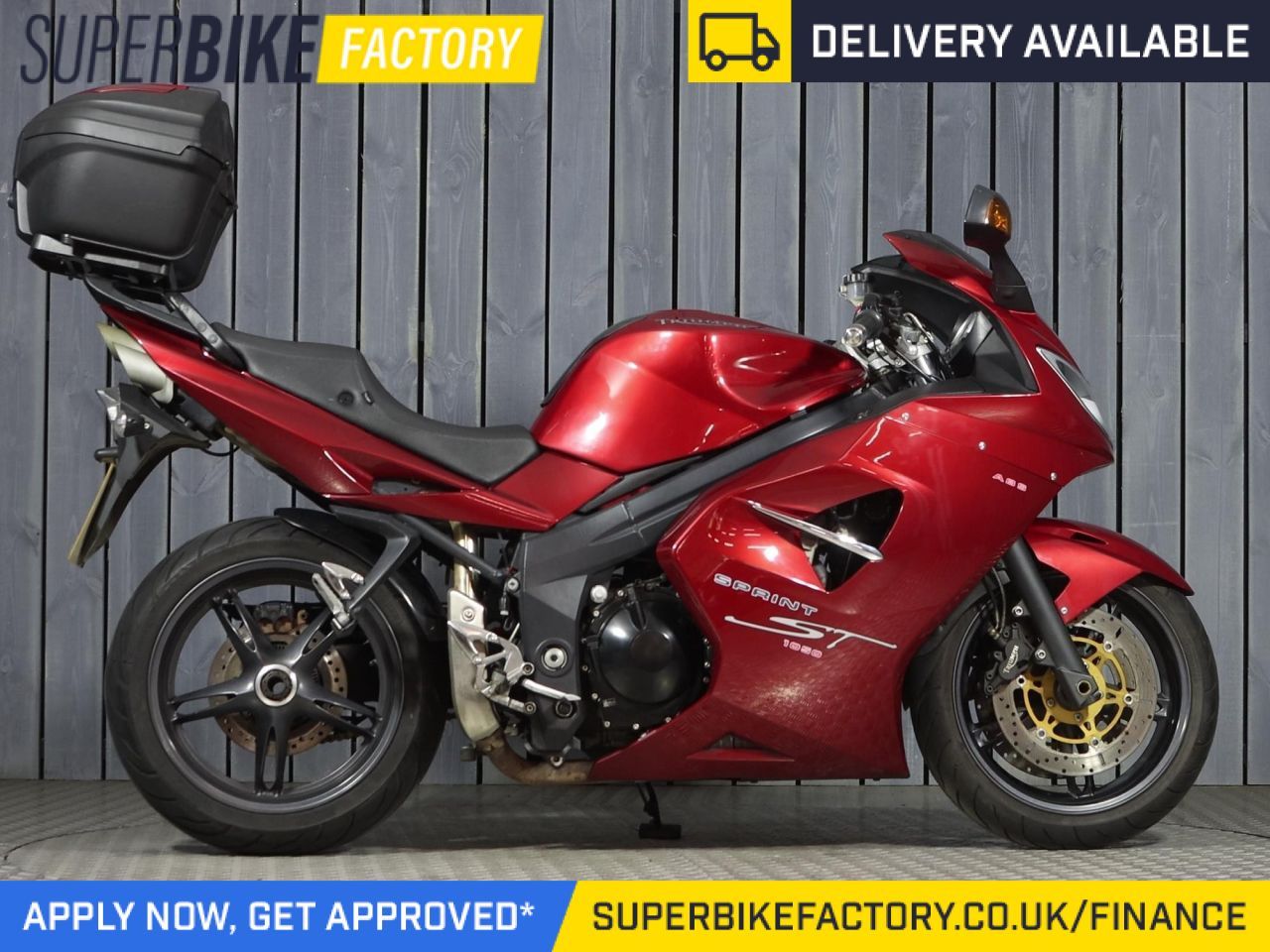 2005 TRIUMPH SPRINT ST 1050 RED with 28000 miles - Used Motorbikes Dealer: Cheshire & Donington ...