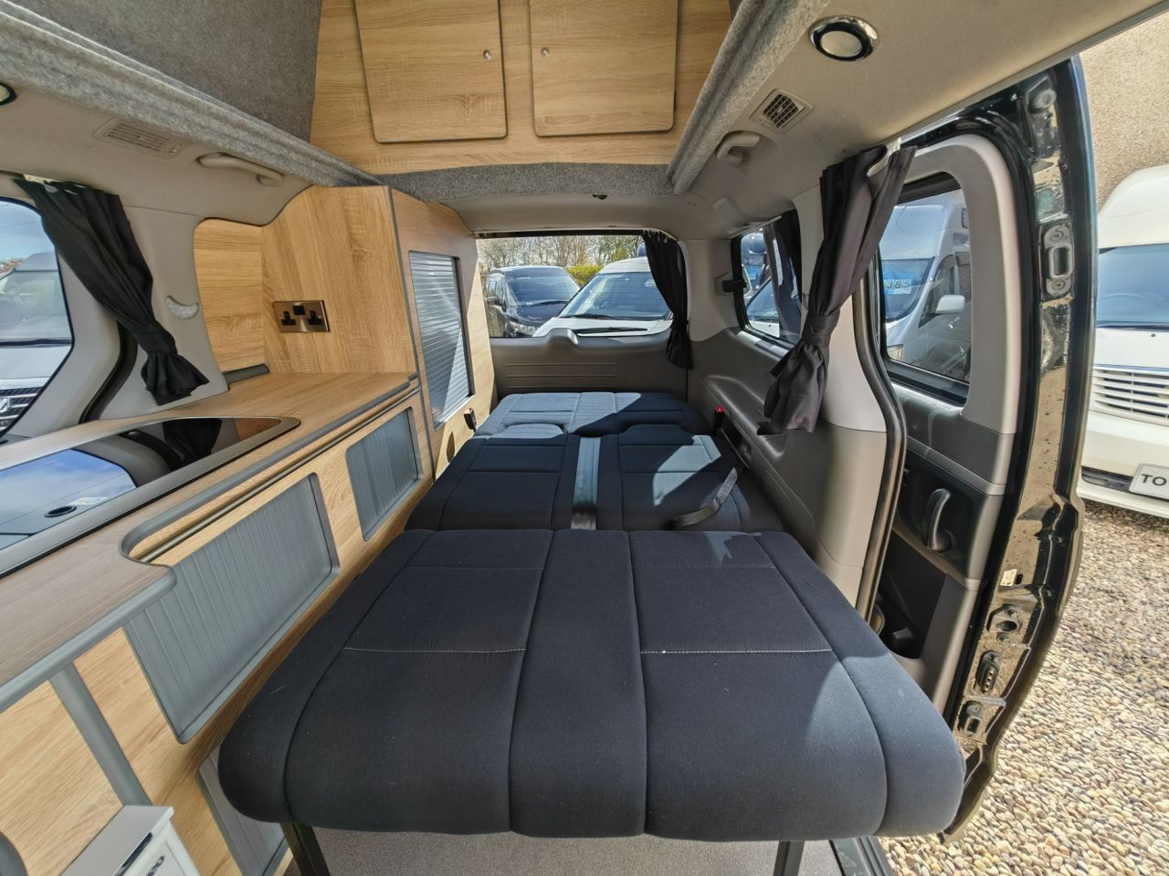 2016 Hyundai I800 Campervan £29,745