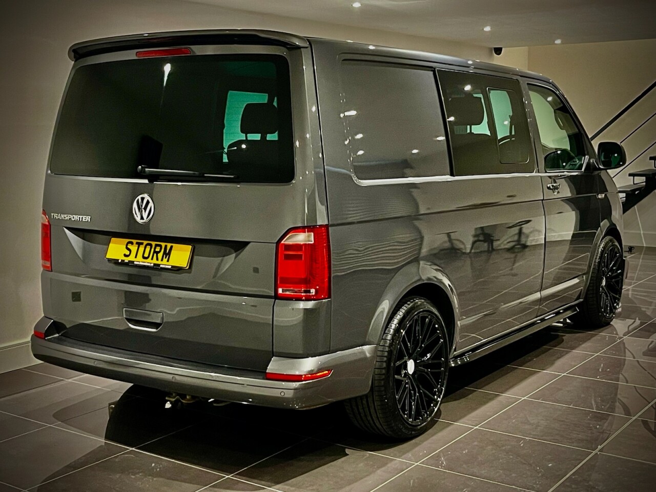 Volkswagen Transporter 2.0l T32 TDI Kombi Highline Bmt 0D 148 BHP