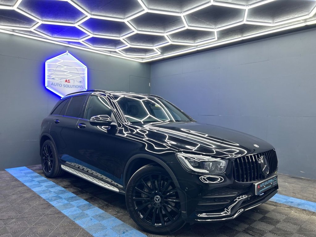 Mercedes-Benz Glc-Class Glc 300 4matic Amg Line Premium