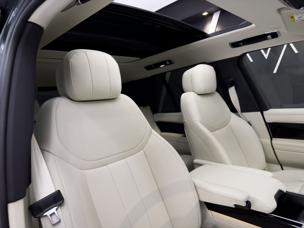 2024 Land Rover Range Rover Hse 5D 346 BHP £102,990