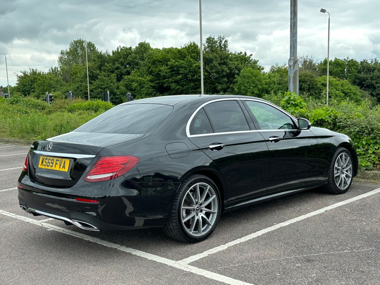 Mercedes-Benz E-Class 2.9 E 350 D Amg Line Edition Premium Plus 4D 282 BHP