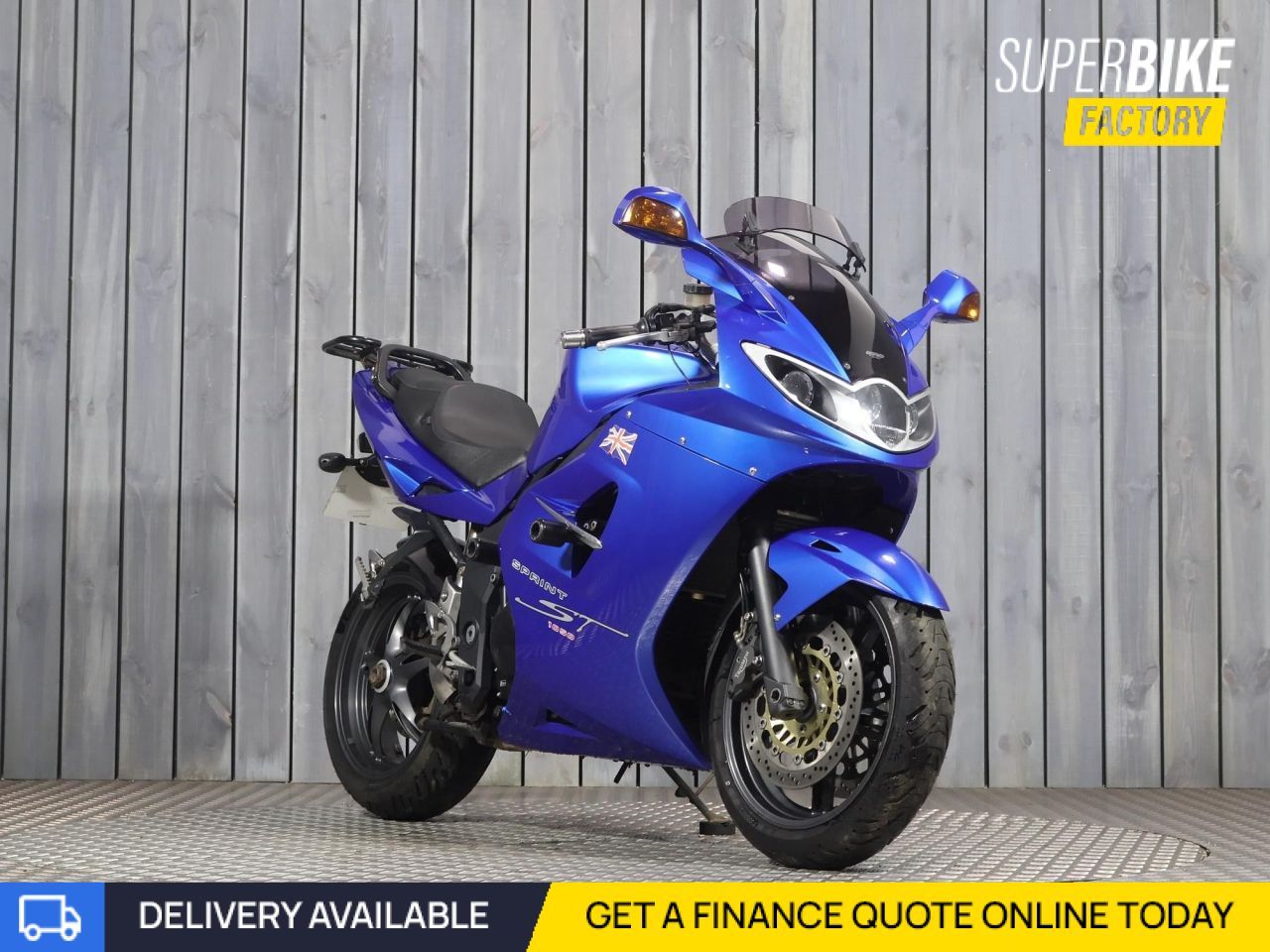 2005 TRIUMPH SPRINT ST 1050 - 24981 miles | Superbike Factory