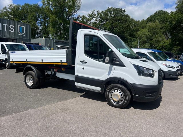 Used Ford vans for sale. Ford Dealer Burnham | Slough Van