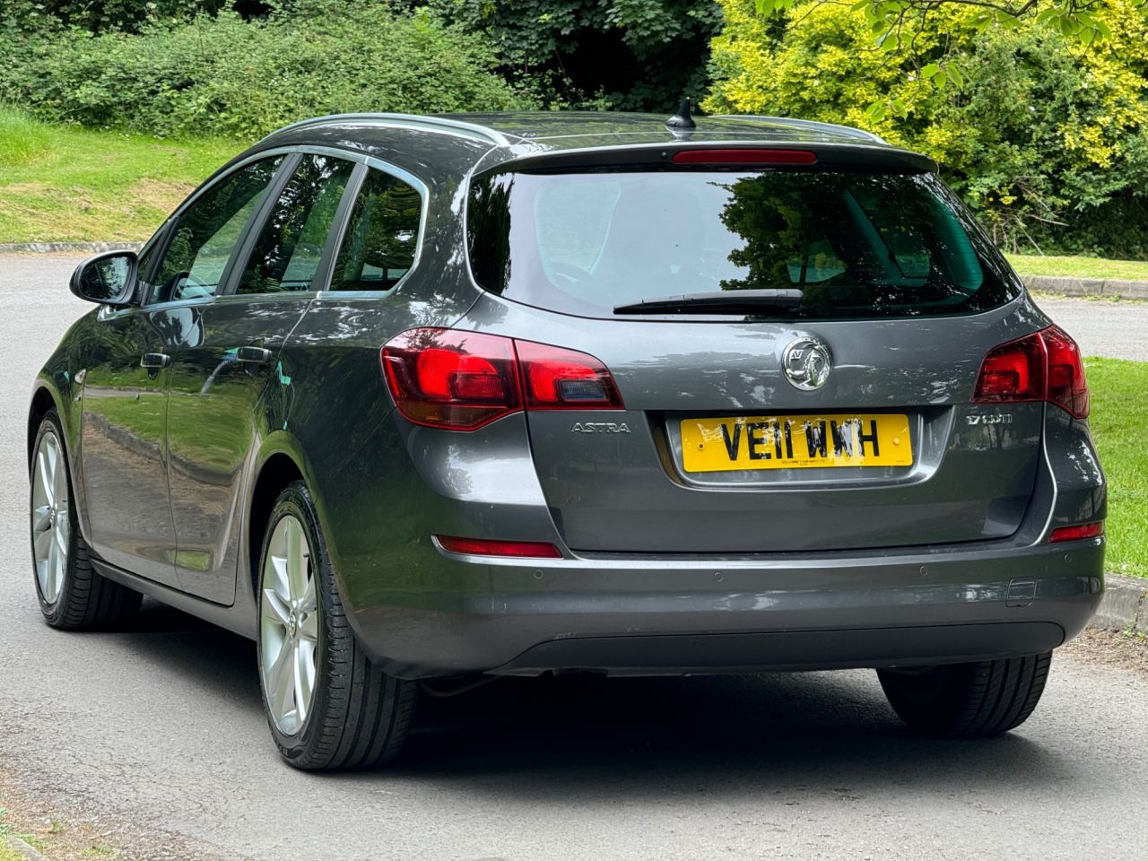 2011 Vauxhall Astra SRI CDTI £3,350