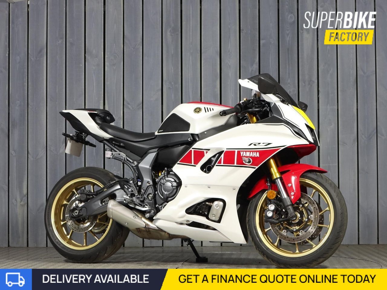 2023 YAMAHA R7 WHITE with 958 miles - Used Motorbikes Dealer: Cheshire ...