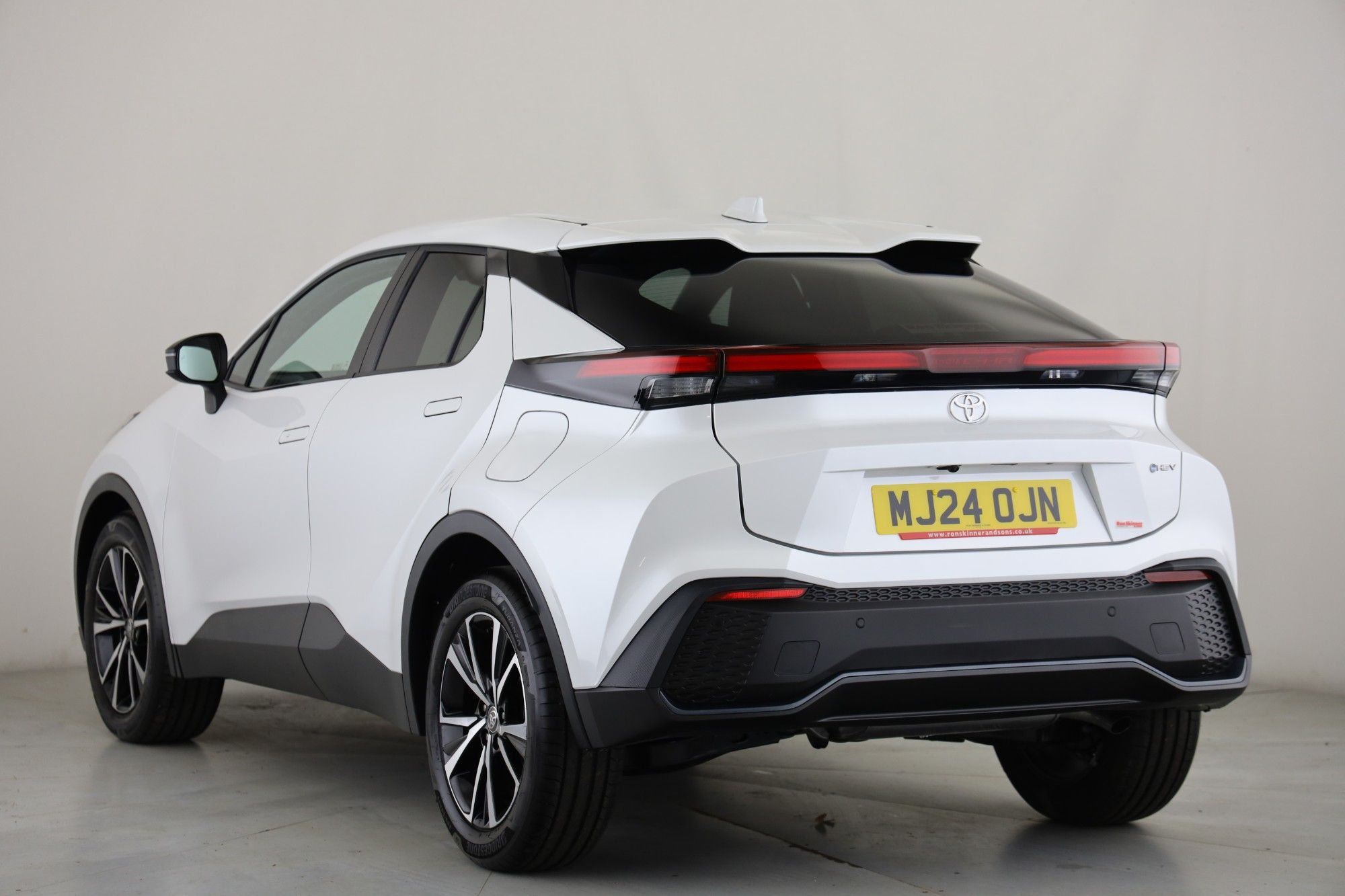 2024 Toyota Chr Design £30,499