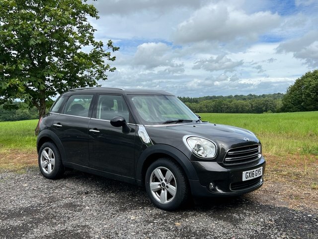 Used MINI cars for sale. MINI Dealer Fareham | Irving West Car Sales