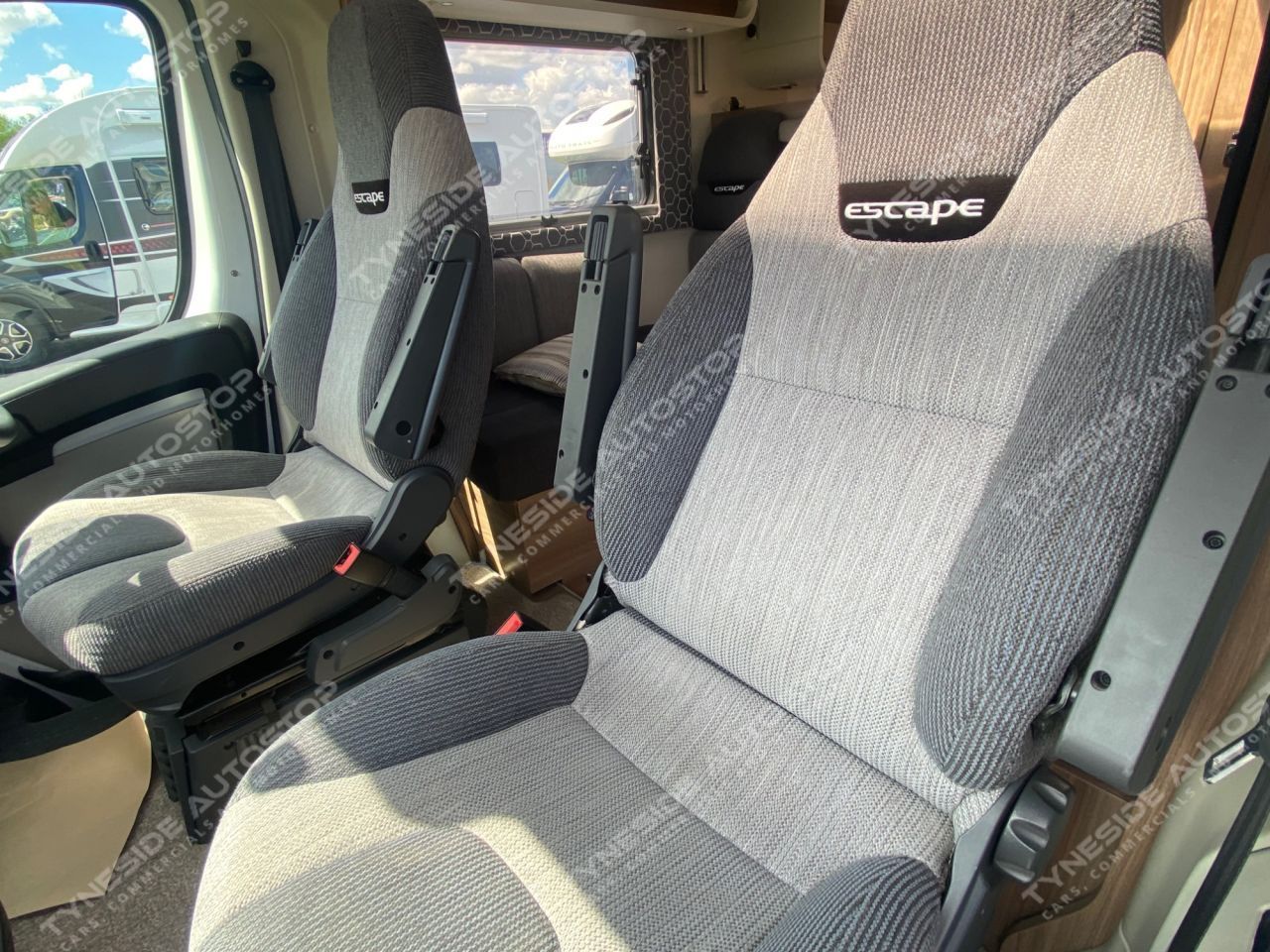 2017 Fiat Swift 2.3 Escape 614 4 Berth Motorhome129 BHP