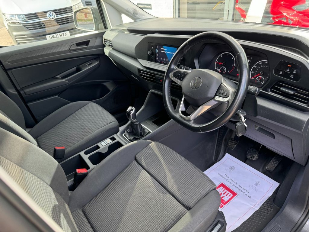 Volkswagen Caddy Maxi 2.0 TDI 102ps Eu6 6 Speed Manual Commerce Plus ...