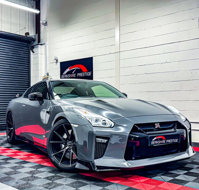 Used Nissan GT-R cars for sale. Nissan GT-R Dealer Reading | Berkshire ...
