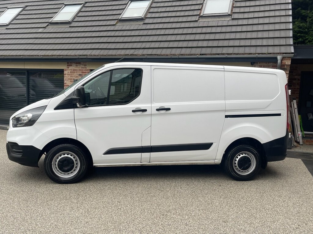Ford Transit Custom 2.0l 300 Leader P/V Ecoblue 0D 104 BHP