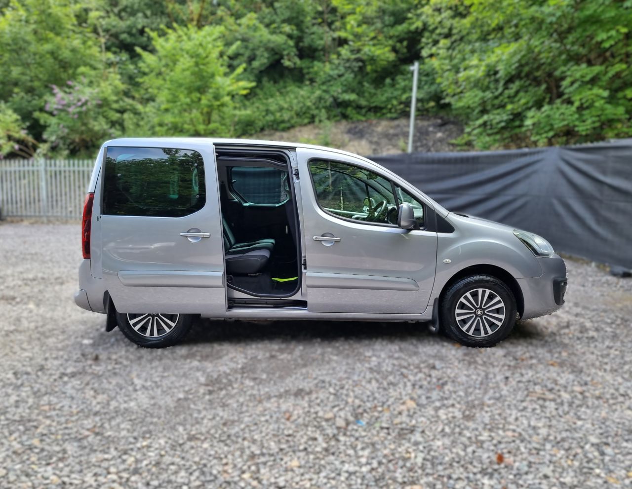 2016 Peugeot Partner Tepee Horizon RS £13,945