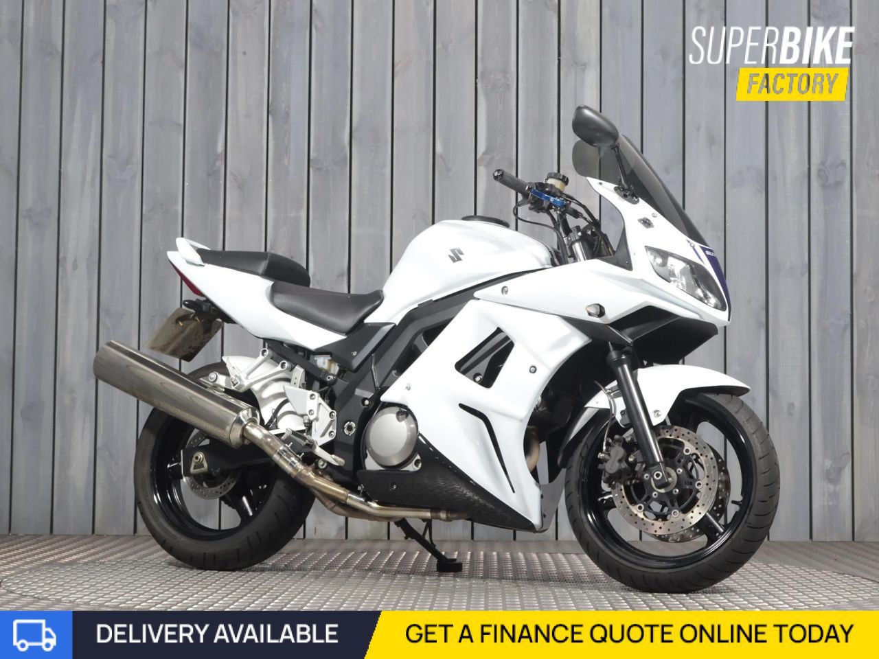 2011 SUZUKI SV650S - 18106 miles | Superbike Factory
