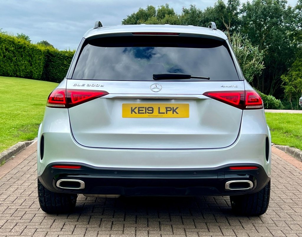 Mercedes-Benz Gle-Class 2.0 Gle 300 D 4matic Amg Line 5D 242 BHP