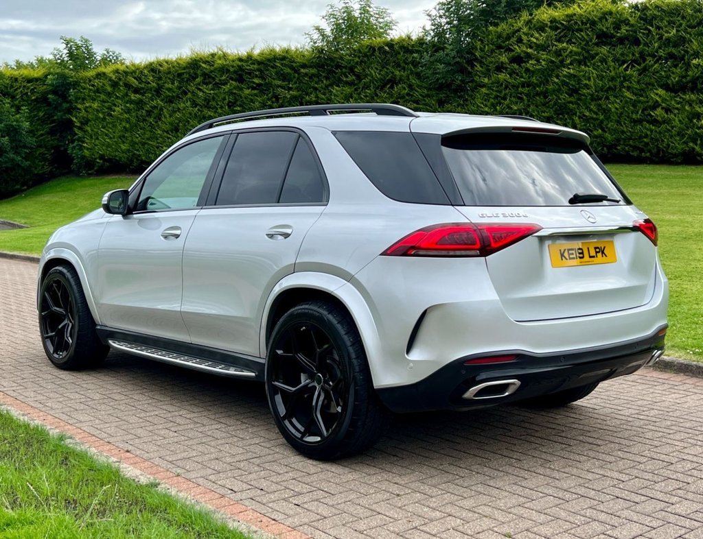 Mercedes-Benz Gle-Class 2.0 Gle 300 D 4matic Amg Line 5D 242 BHP