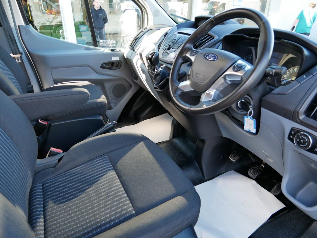 Ford Transit 460 2.2 TDCI 125 BHP Xlwb Trend 17 Seater MINIbus