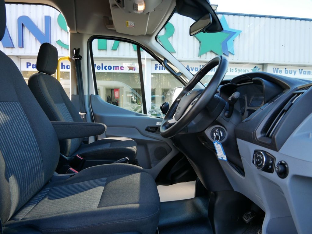 Ford Transit 460 2.2 TDCI 125 BHP Xlwb Trend 17 Seater MINIbus