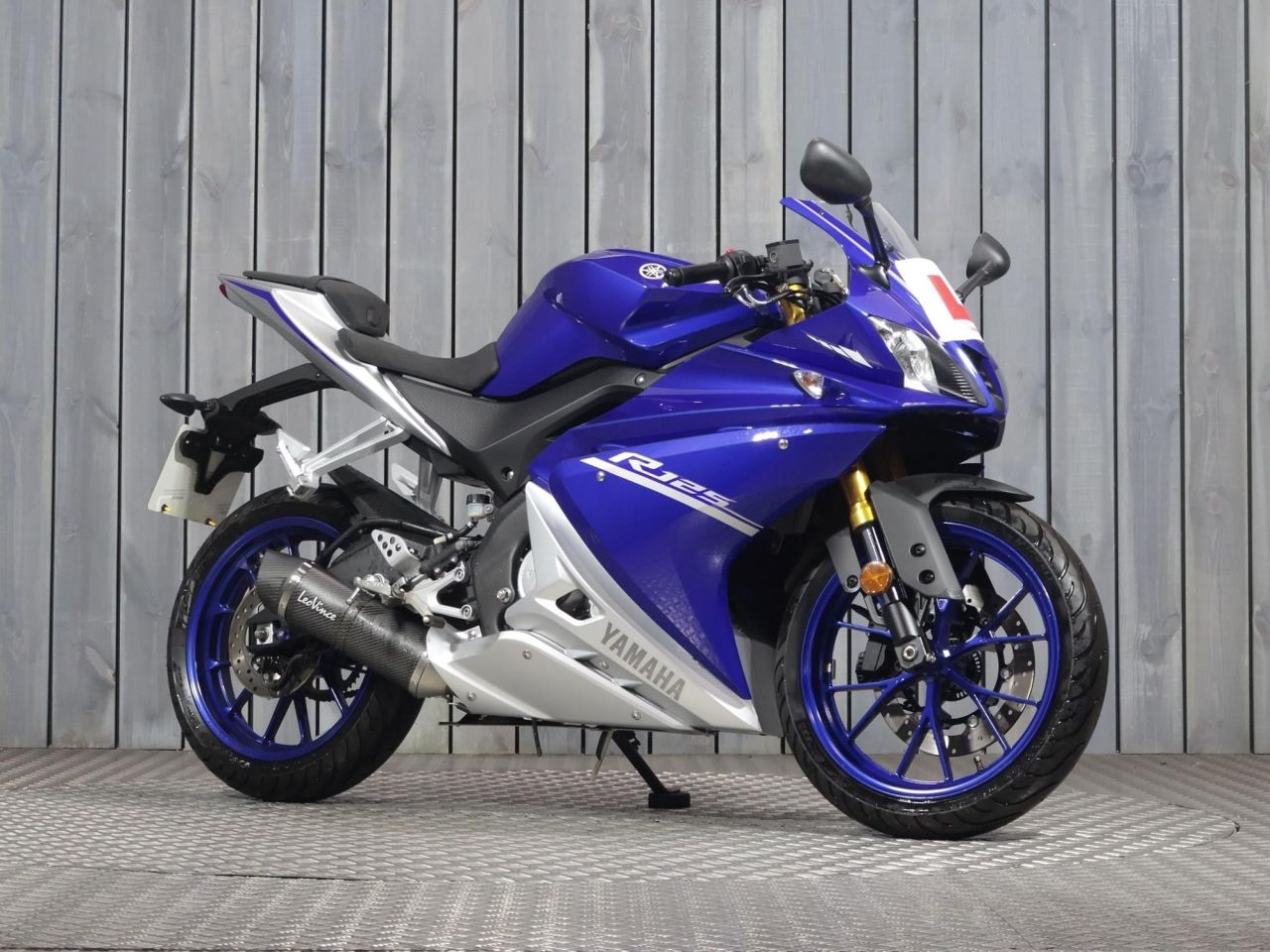 2018 YAMAHA R125 BLUE with 968 miles - Used Motorbikes Dealer: Cheshire ...