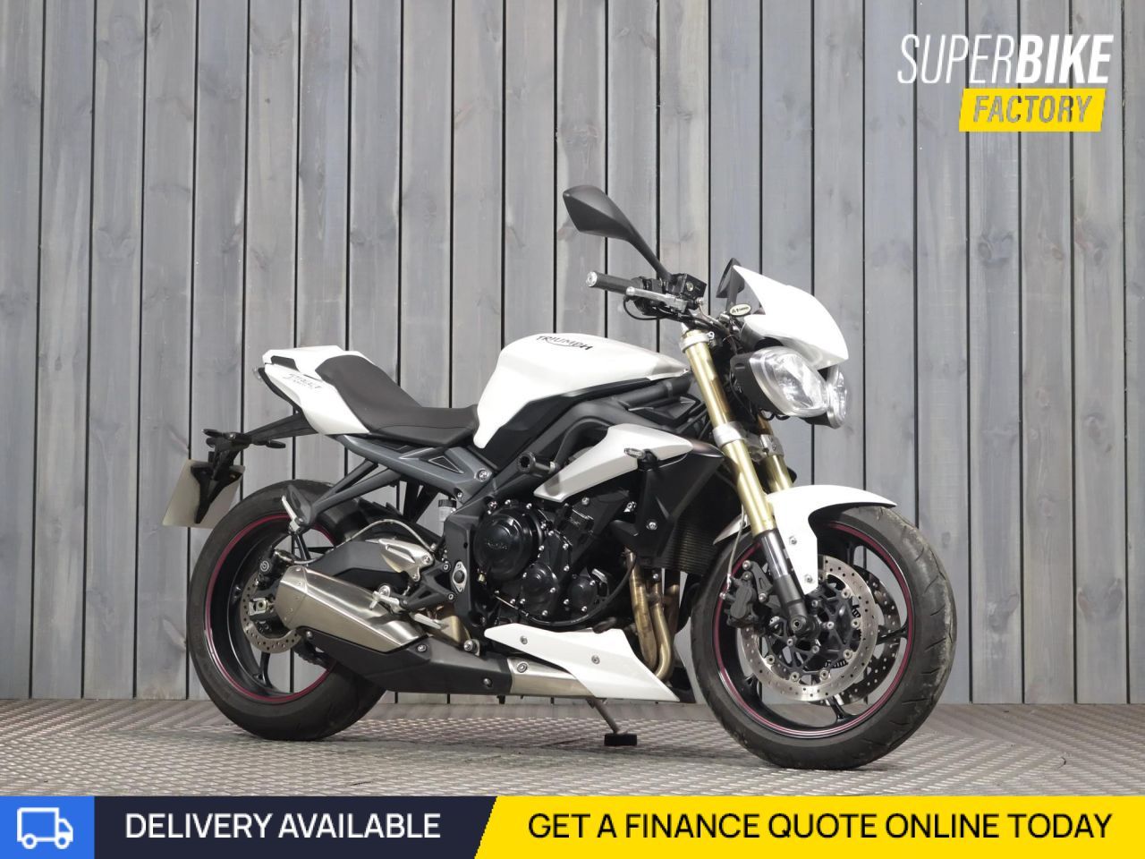 2016 TRIUMPH STREET TRIPLE 675 - 2173 miles | Superbike Factory