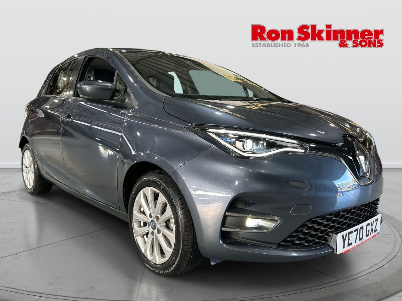 2020 70 RENAULT ZOE R110 52kWh Iconic Hatchback 5dr Electric Auto i 107 bhp