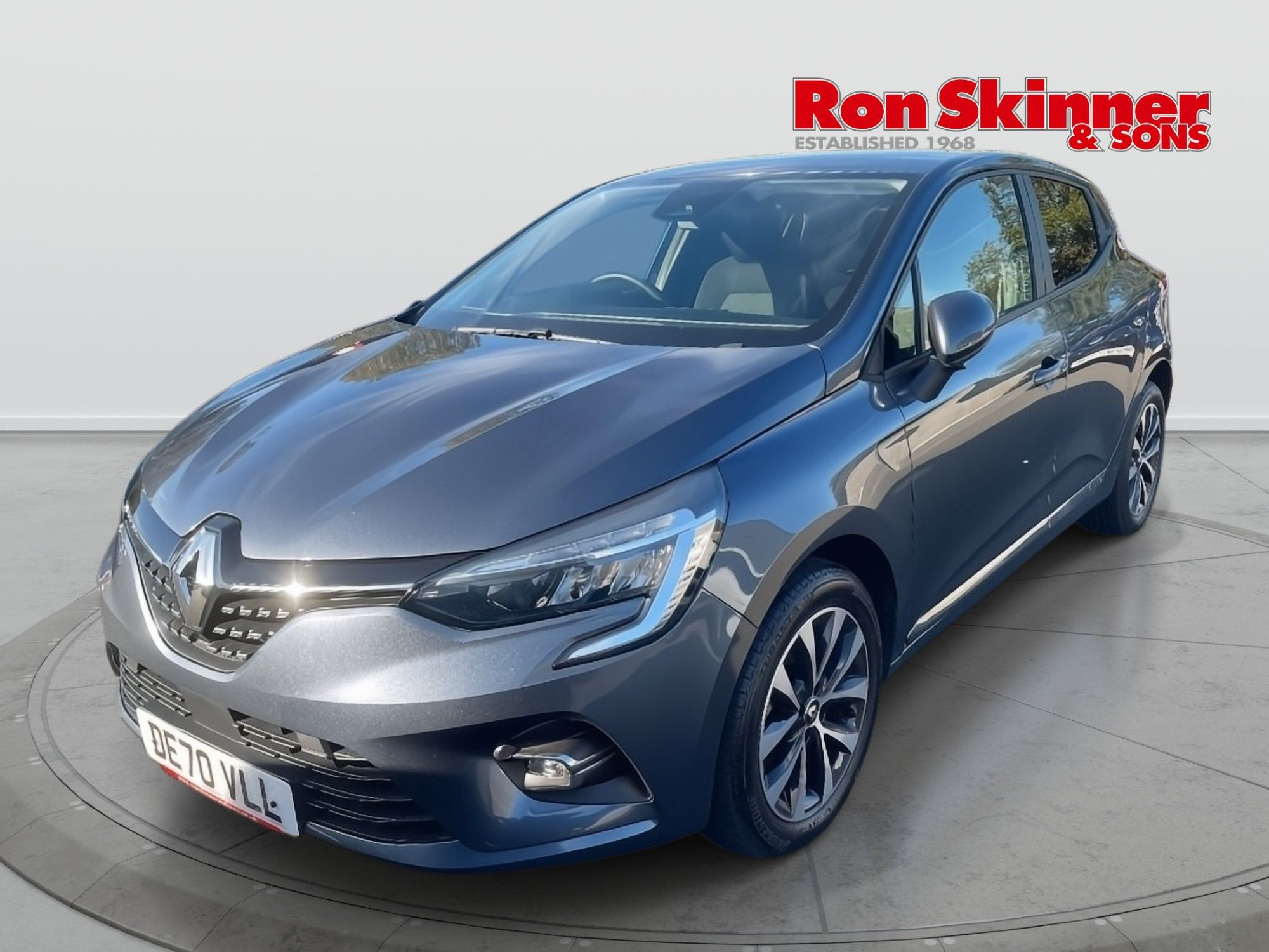 2020 Renault Clio Iconic £13,499