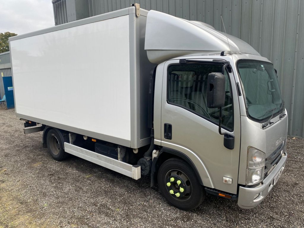 Isuzu Forward 6.5 Tonne Multi Temp Food Delivery Truck, Fridge And ...