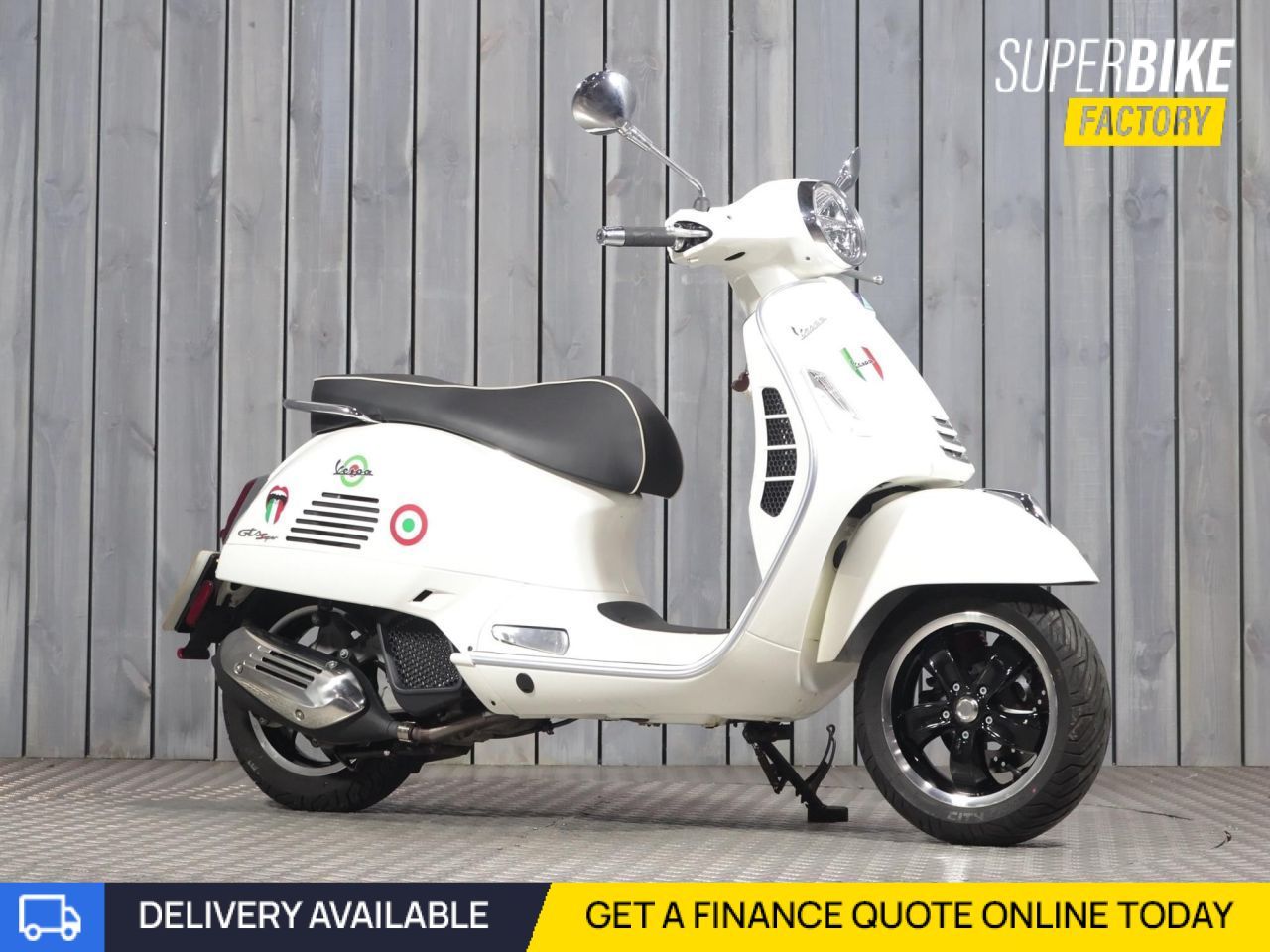 2021 PIAGGIO VESPA GTS 125 - 551 miles | Superbike Factory